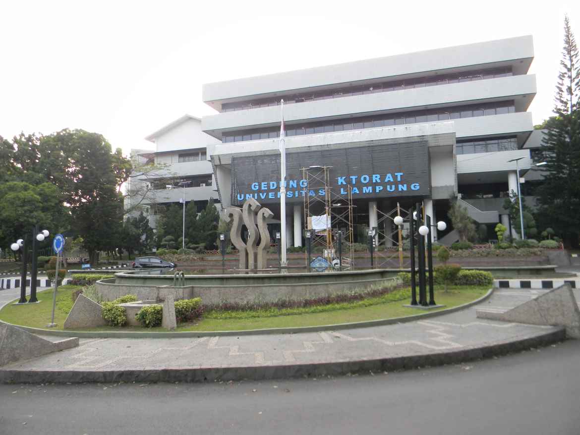 Tertarik Melanjutkan Studi di Lampung? Yuk, Simak Profil Kampus ...