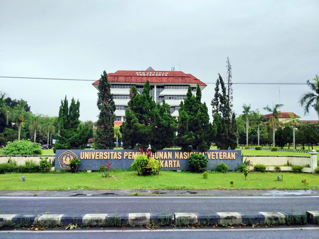 Selamat Datang di Kampus Bela Negara, Universitas Pembangunan Nasional ...