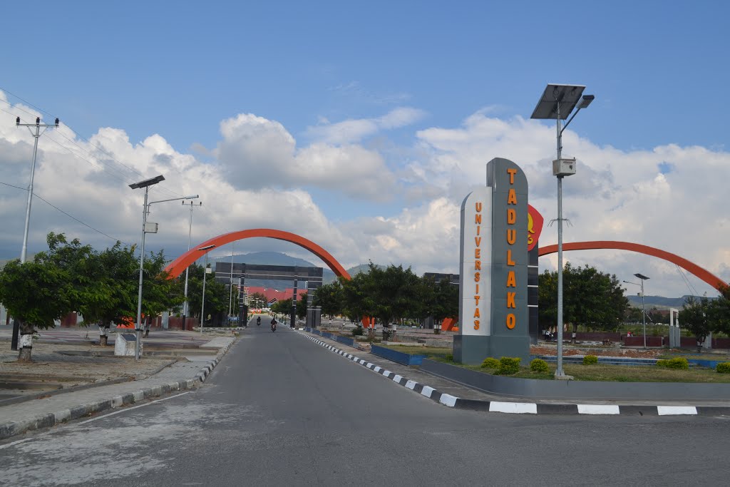 Ayo, Mengenal Lebih Dekat Universitas Tadulako!