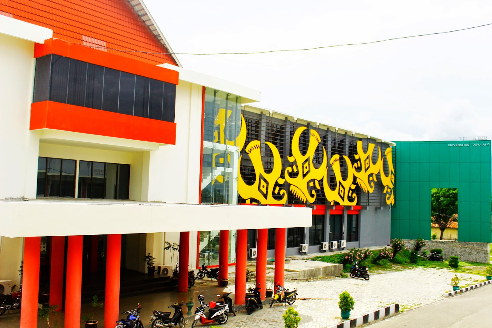 4 Fasilitas di Universitas Tadulako Paling Populer