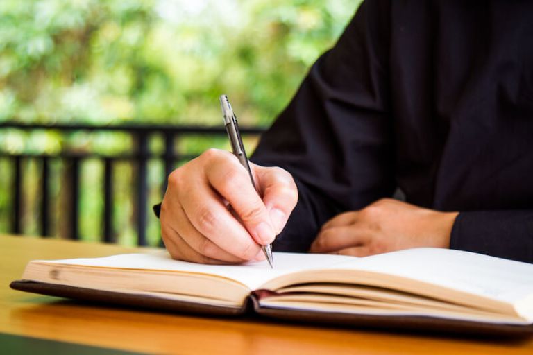 Teks Deskripsi - Pengertian, Jenis dan Contohnya - Quipper Blog